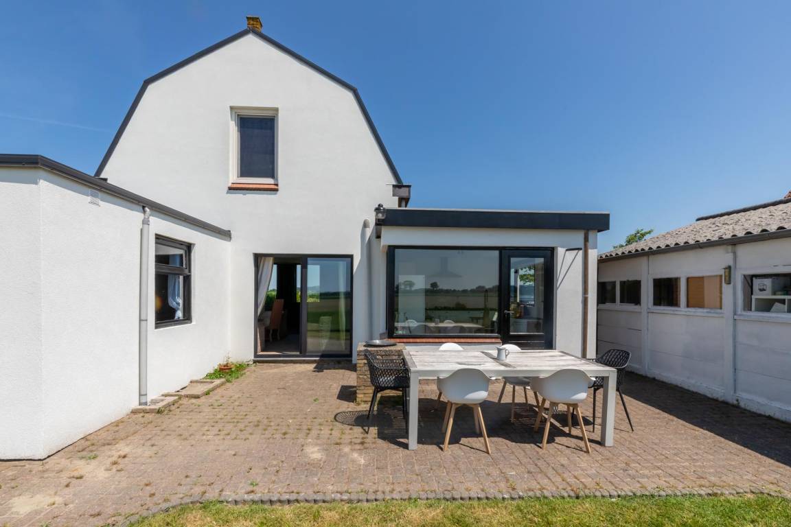 95 M² Ferienhaus ∙ 3 Schlafzimmer ∙ 5 Gäste - Cadzand