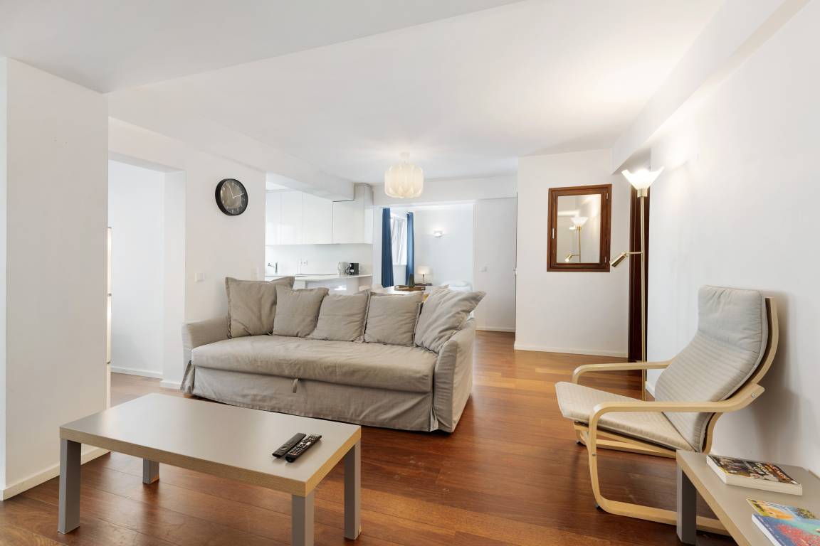 74 M² Apartamento ∙ 2 Habitaciones ∙ 6 Huéspedes - Cascaes