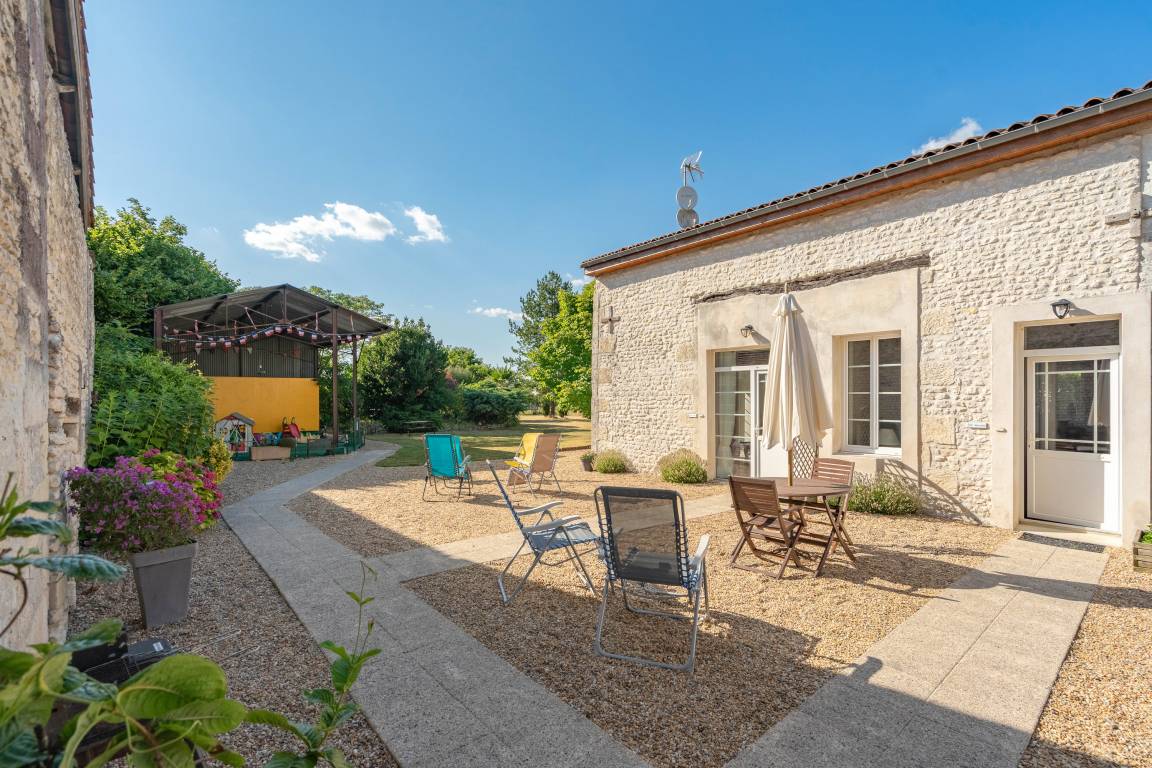 51 M² Maison De Vacances ∙ 1 Chambre ∙ 2 Personnes - Saintes
