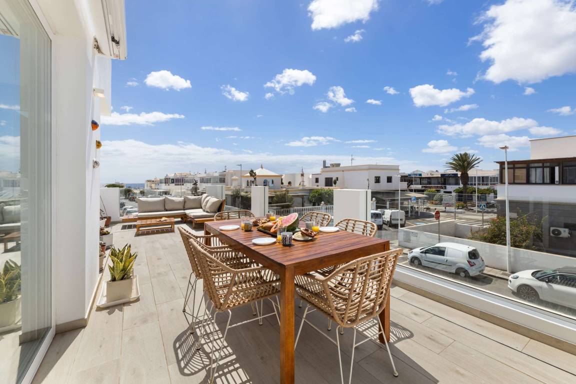 100 M² Apartment ∙ 2 Bedrooms ∙ 4 Guests - Arrecife