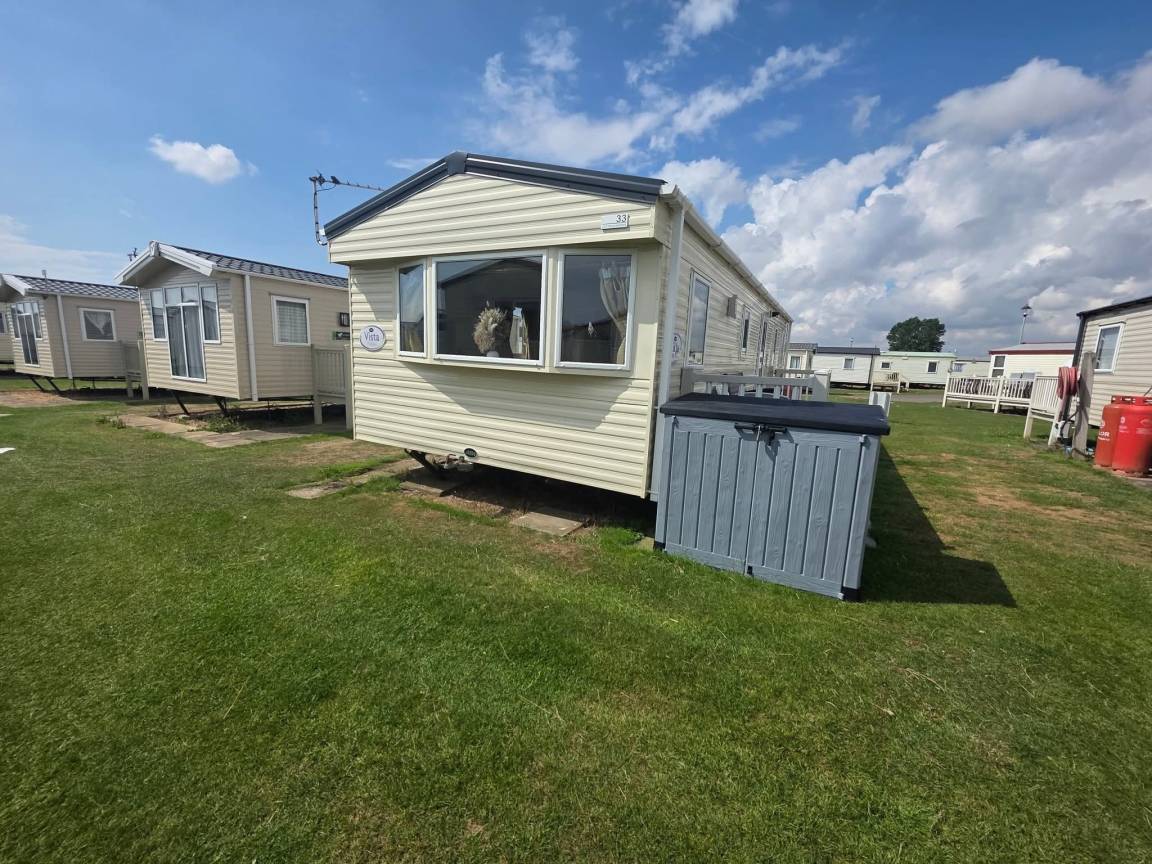 40 M² Cabin ∙ 3 Bedrooms ∙ 8 Guests - Chapel Saint Leonards