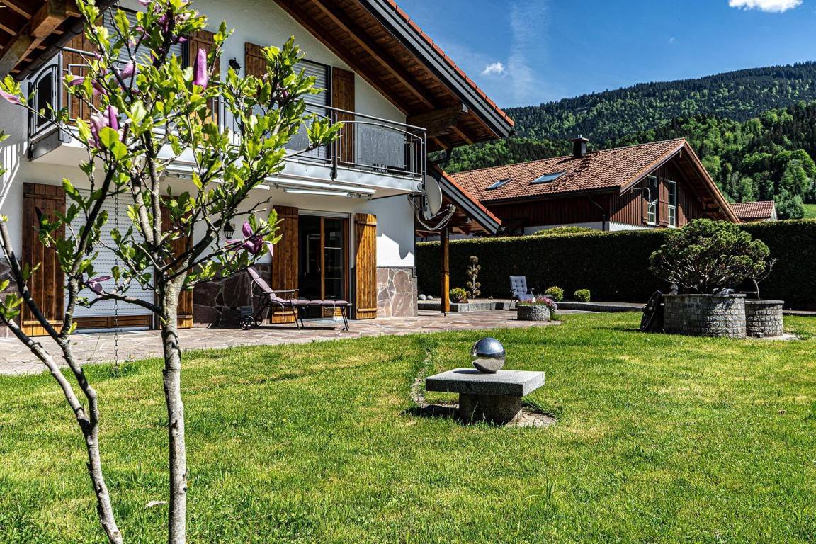 180 M² Ferienhaus ∙ 4 Schlafzimmer ∙ 8 Gäste - Balderschwang