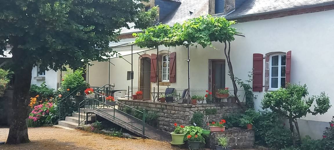 100 M² House ∙ 3 Bedrooms ∙ 6 Guests - Martel