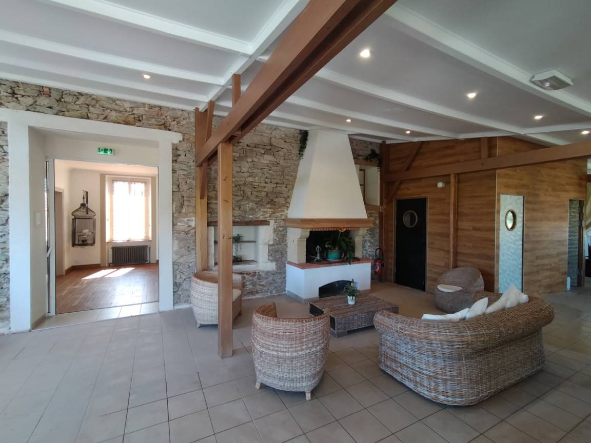 420 M² Villa ∙ 7 Chambres ∙ 32 Personnes - Vendée
