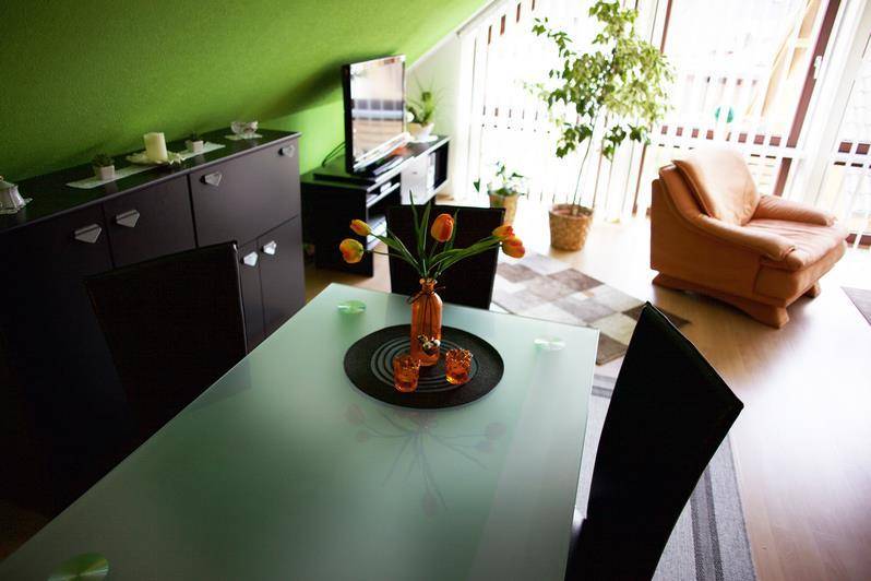 80 M² Ferienwohnung ∙ 2 Schlafzimmer ∙ 4 Gäste - Amelinghausen