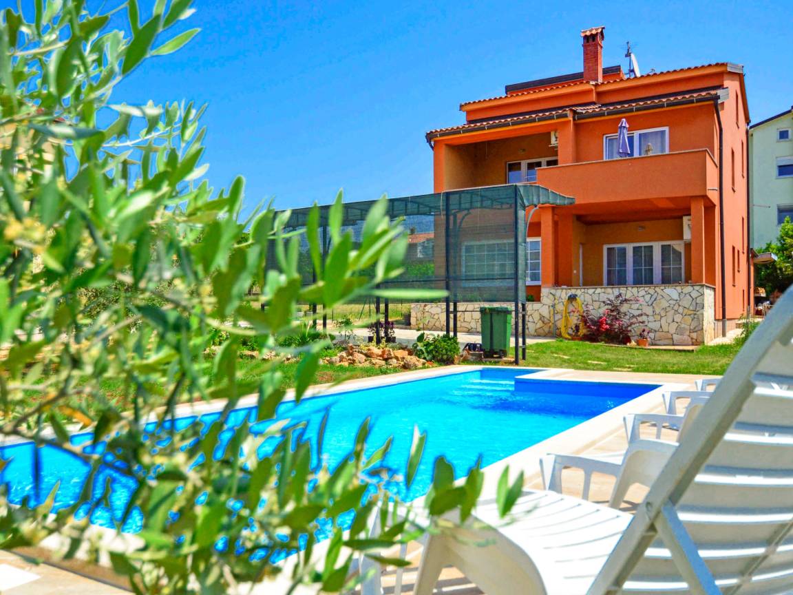 140 M² Ferienhaus ∙ 4 Schlafzimmer ∙ 8 Gäste - Novigrad