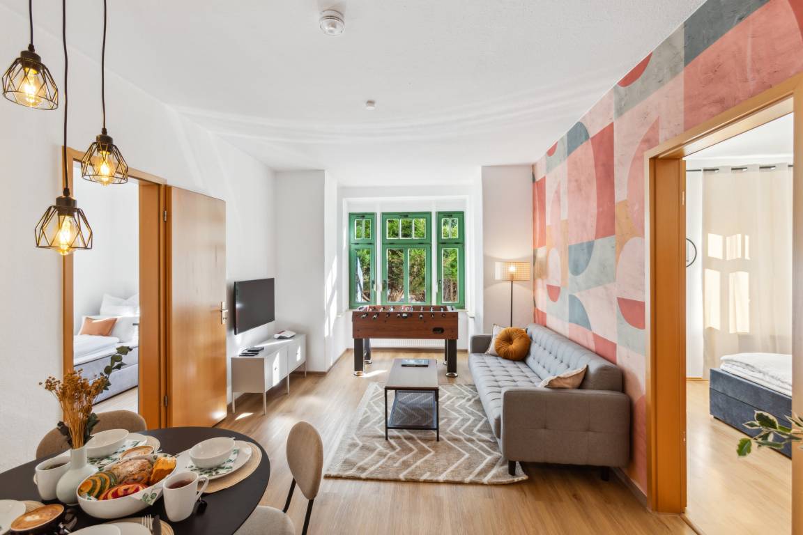 72 M² Apartment ∙ 2 Bedrooms ∙ 4 Guests - Chemnitz