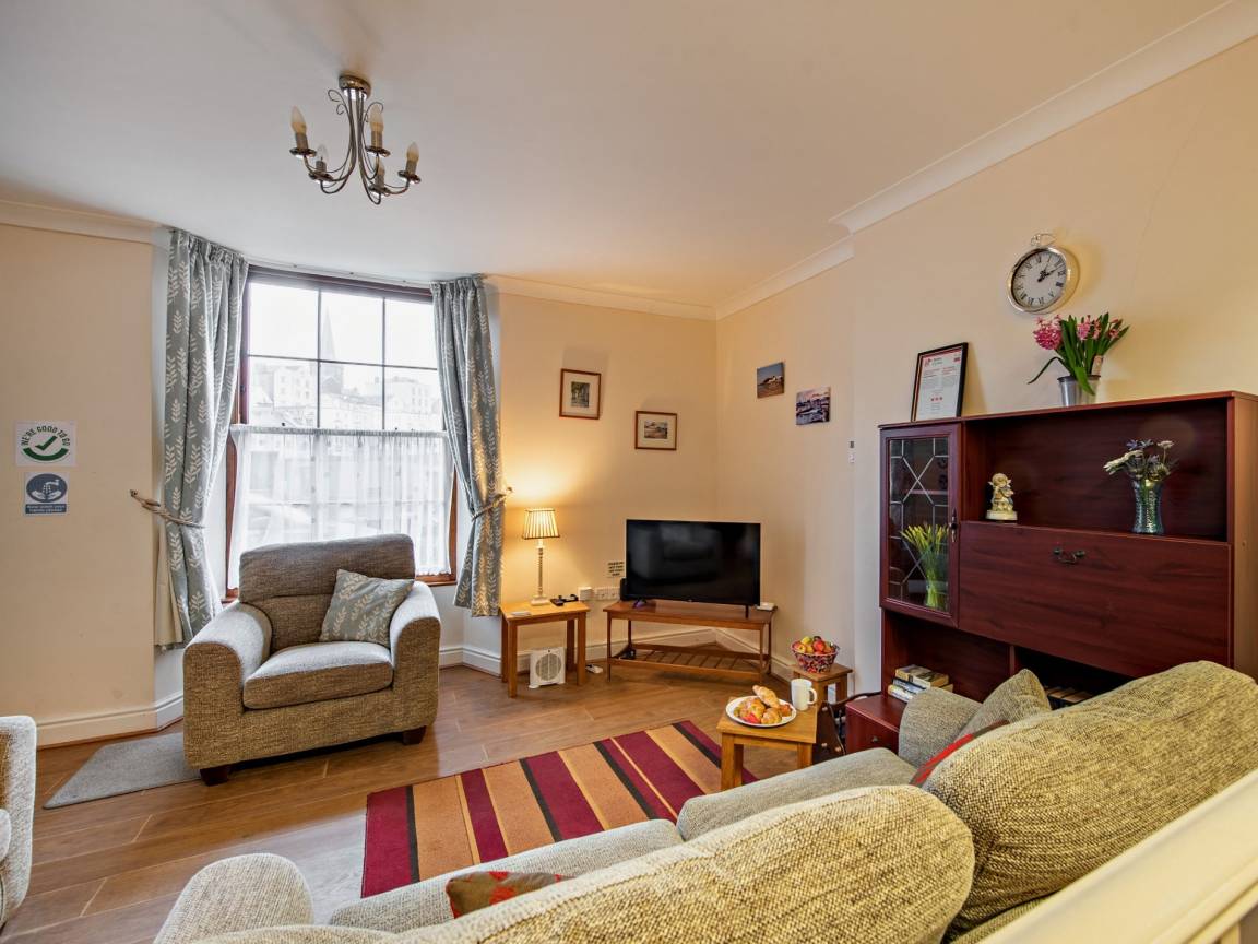 Cottage ∙ 2 Bedrooms ∙ 4 Guests - Tenby