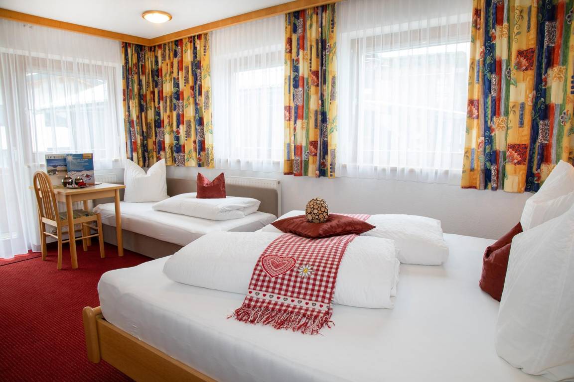 23 M² Hotel ∙ 1 Bedroom ∙ 3 Guests - Ischgl