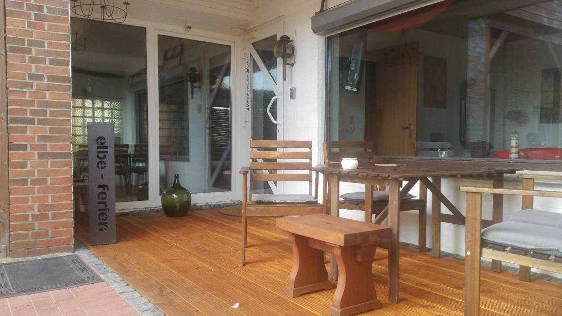 80 M² Ferienwohnung ∙ 3 Schlafzimmer ∙ 6 Gäste - Geesthacht