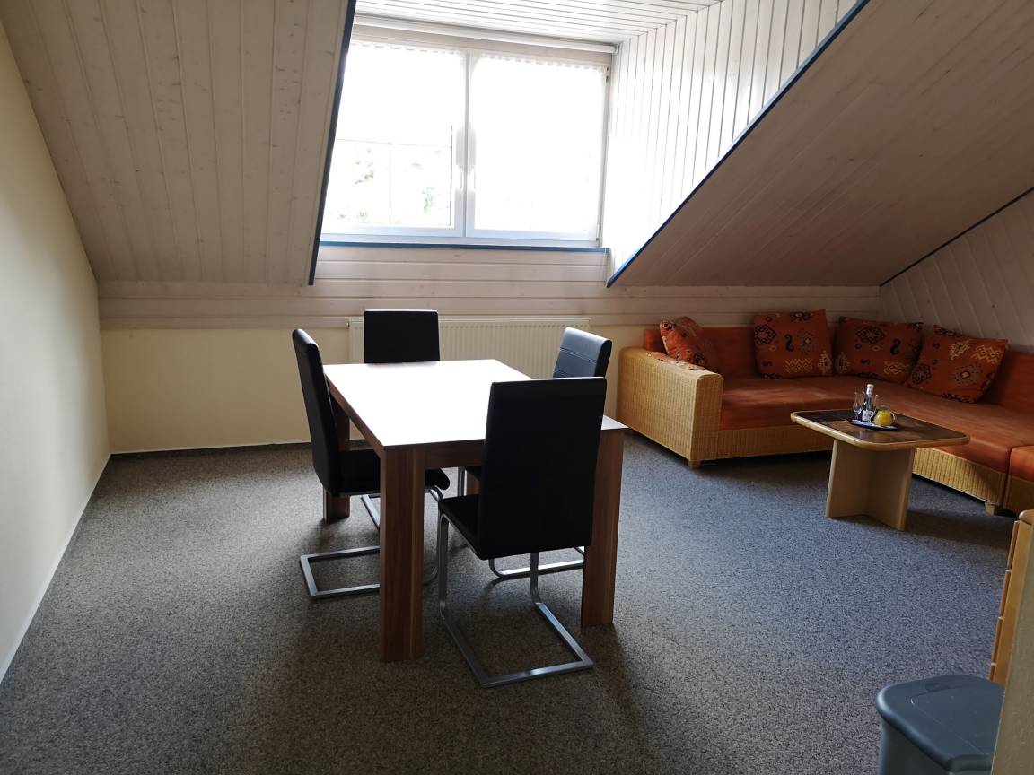 40 M² Ferienwohnung ∙ 1 Schlafzimmer ∙ 2 Gäste - Abensberg