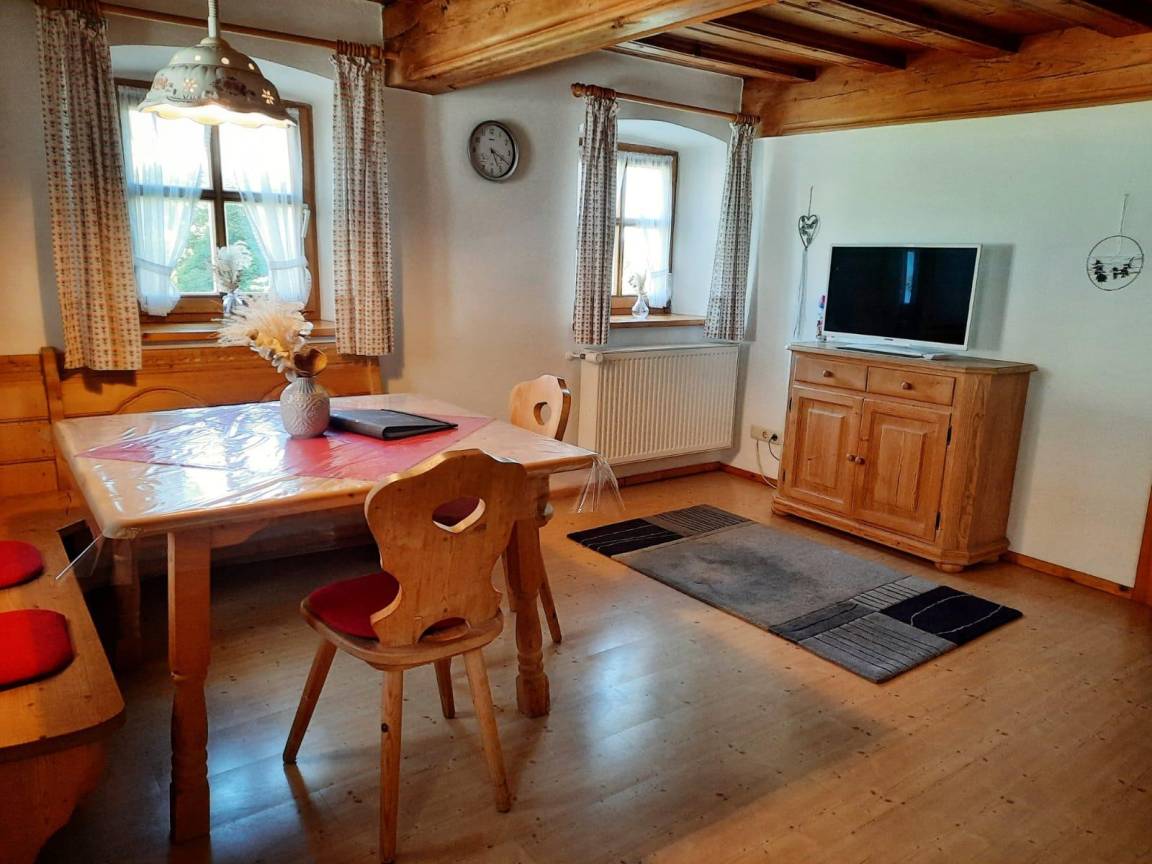 57 M² Ferienwohnung ∙ 2 Schlafzimmer ∙ 4 Gäste - Grafenau