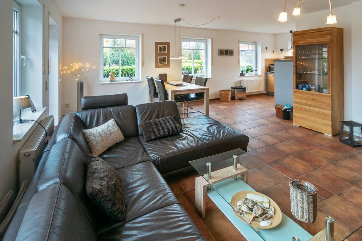 80 M² Ferienhaus ∙ 2 Schlafzimmer ∙ 4 Gäste - Dornum