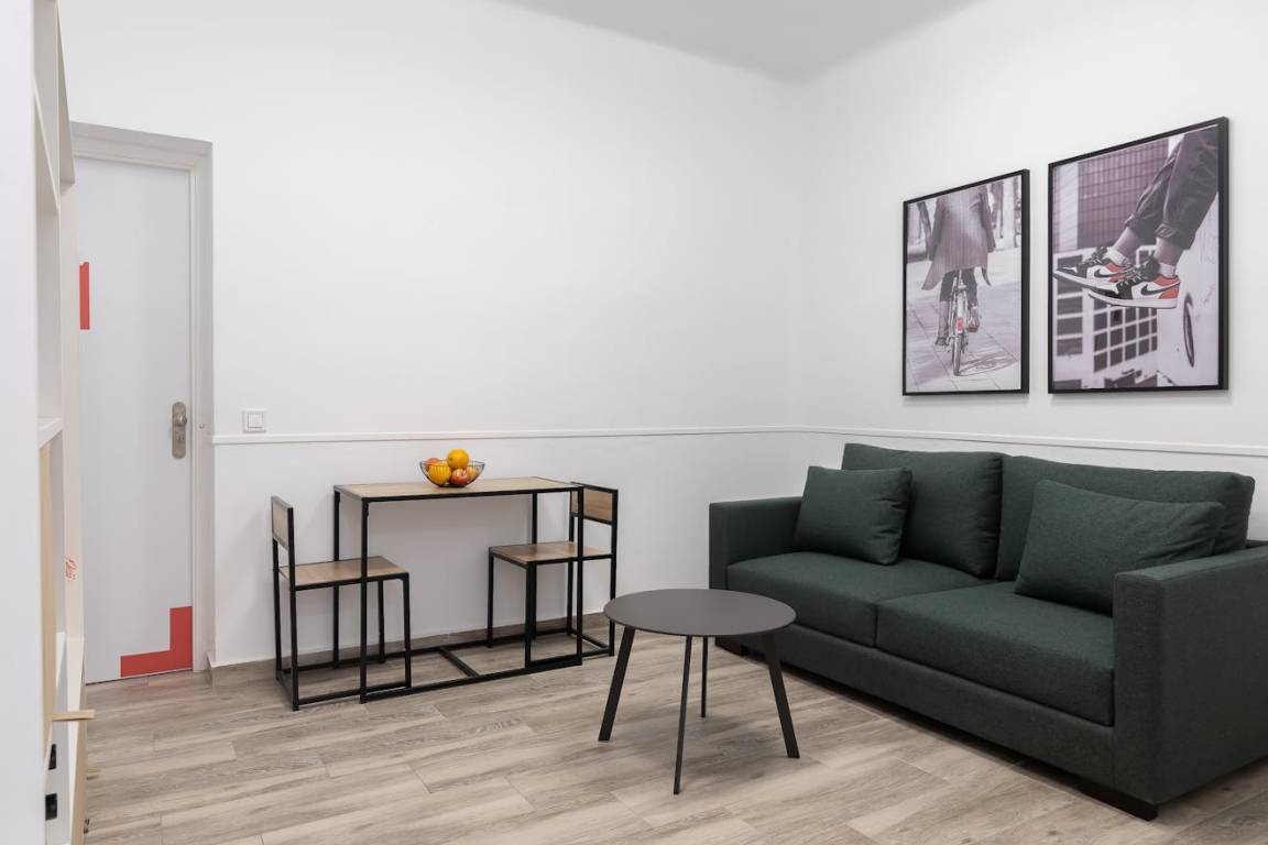 60 M² Apartamento ∙ 3 Habitaciones ∙ 3 Huéspedes - Parla