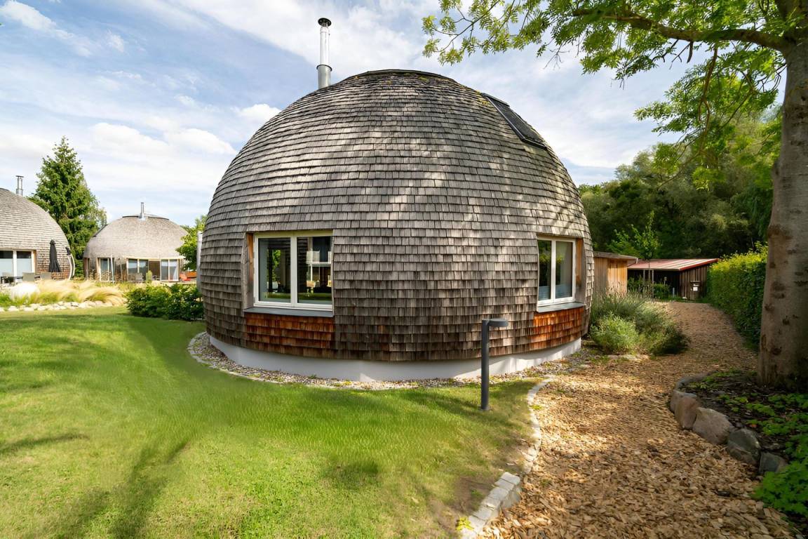 85 M² Ferienhaus ∙ 2 Schlafzimmer ∙ 4 Gäste - Neubrandenburg