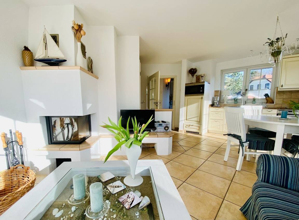 82 M² Ferienhaus ∙ 2 Schlafzimmer ∙ 4 Gäste - Zingst