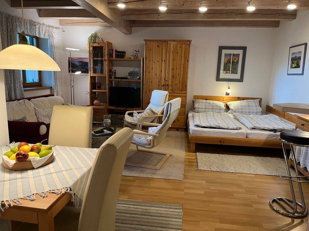 45 M² Ferienwohnung ∙ 2 Gäste - Gilching