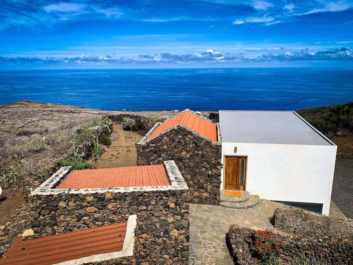150 M² Ferienhaus ∙ 3 Schlafzimmer ∙ 8 Gäste - El Hierro