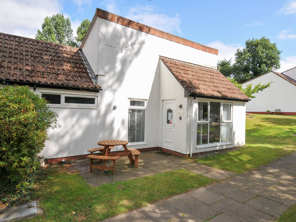 Cottage ∙ 3 Bedrooms ∙ 6 Guests - Plymouth