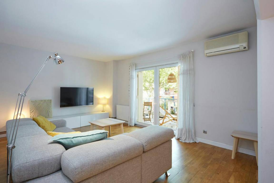 118 M² Appartement ∙ 3 Chambres ∙ 4 Personnes - Barberà del Vallès