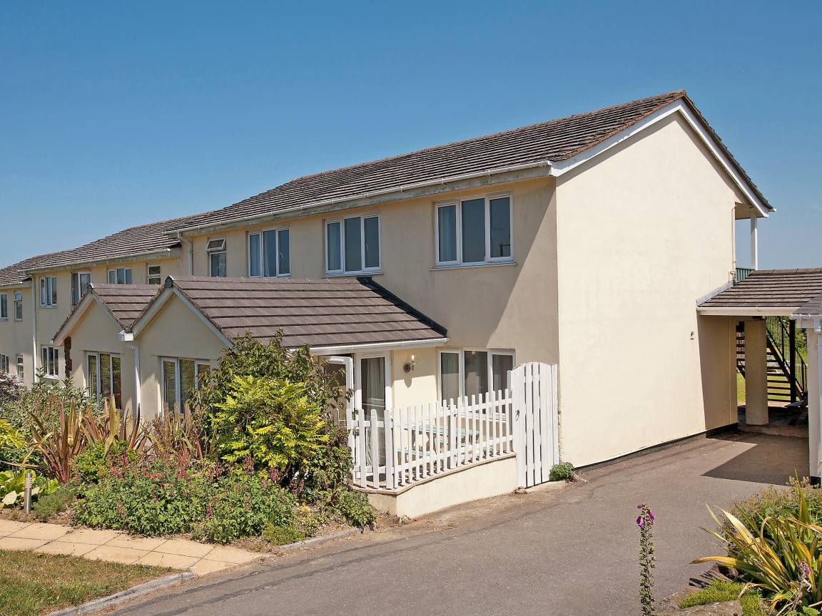 Apartment ∙ 2 Bedrooms ∙ 4 Guests - Clovelly