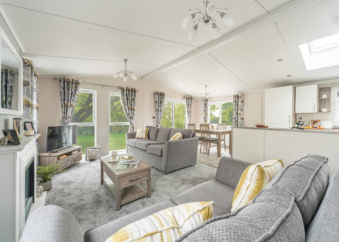 Chalet ∙ 4 Bedrooms ∙ 6 Guests - Anglesey