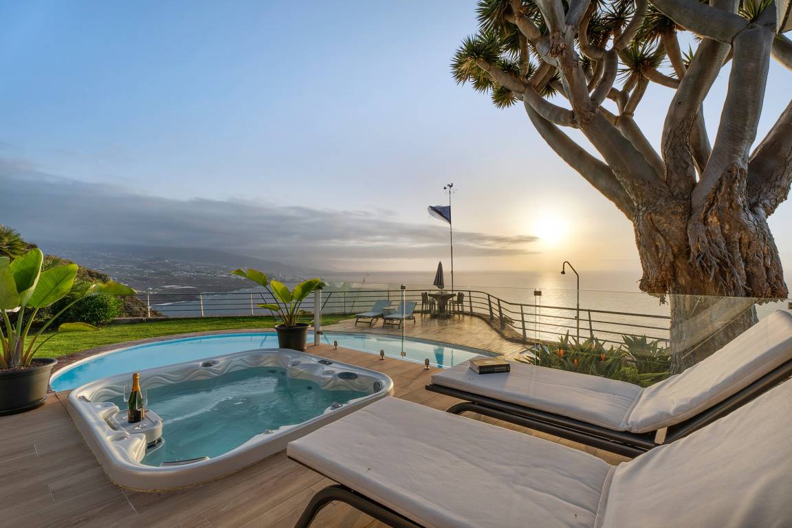 200 M² Villa ∙ 3 Slaapkamers ∙ 6 Gasten - La Orotava
