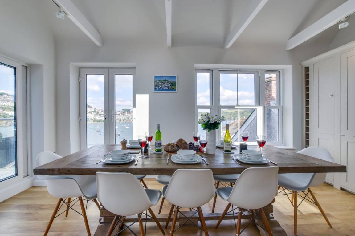 Cottage ∙ 4 Bedrooms ∙ 8 Guests - Fowey