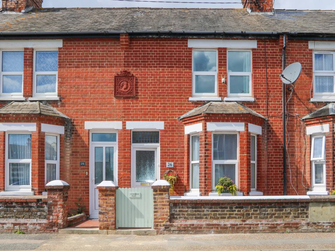 Cottage ∙ 3 Bedrooms ∙ 6 Guests - Arundel