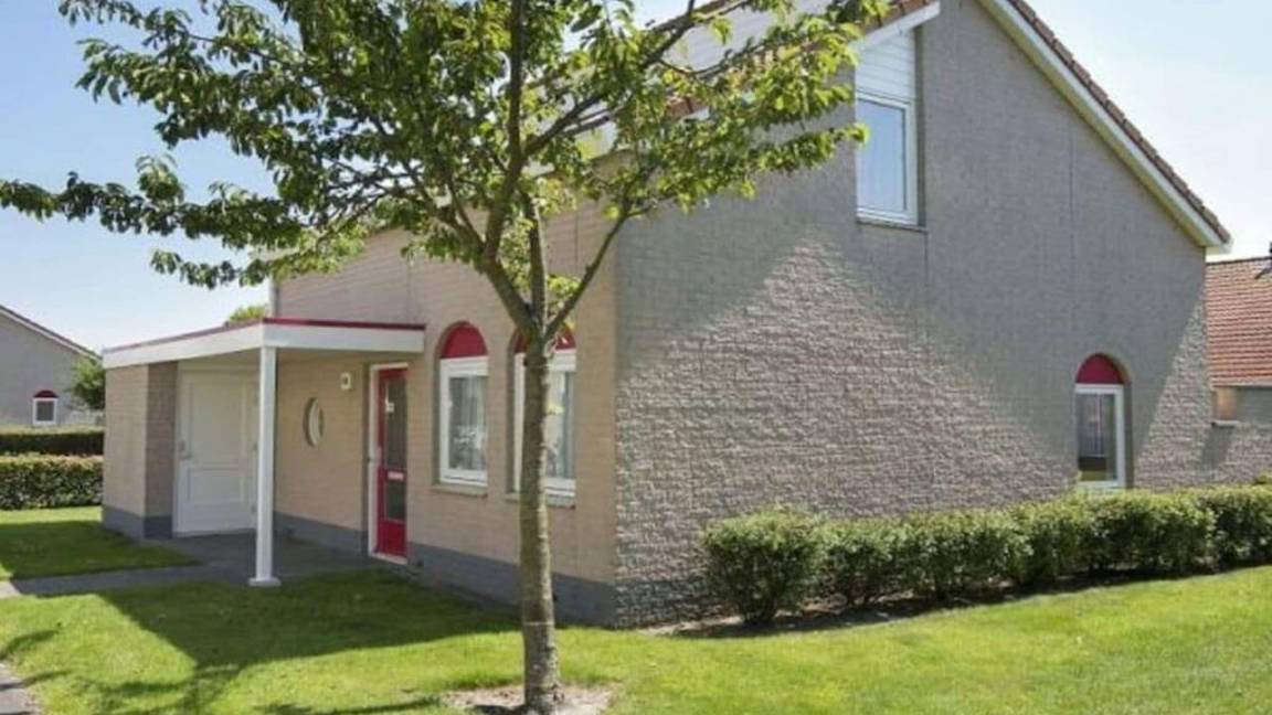 140 M² Ferienhaus ∙ 4 Schlafzimmer ∙ 8 Gäste - Renesse