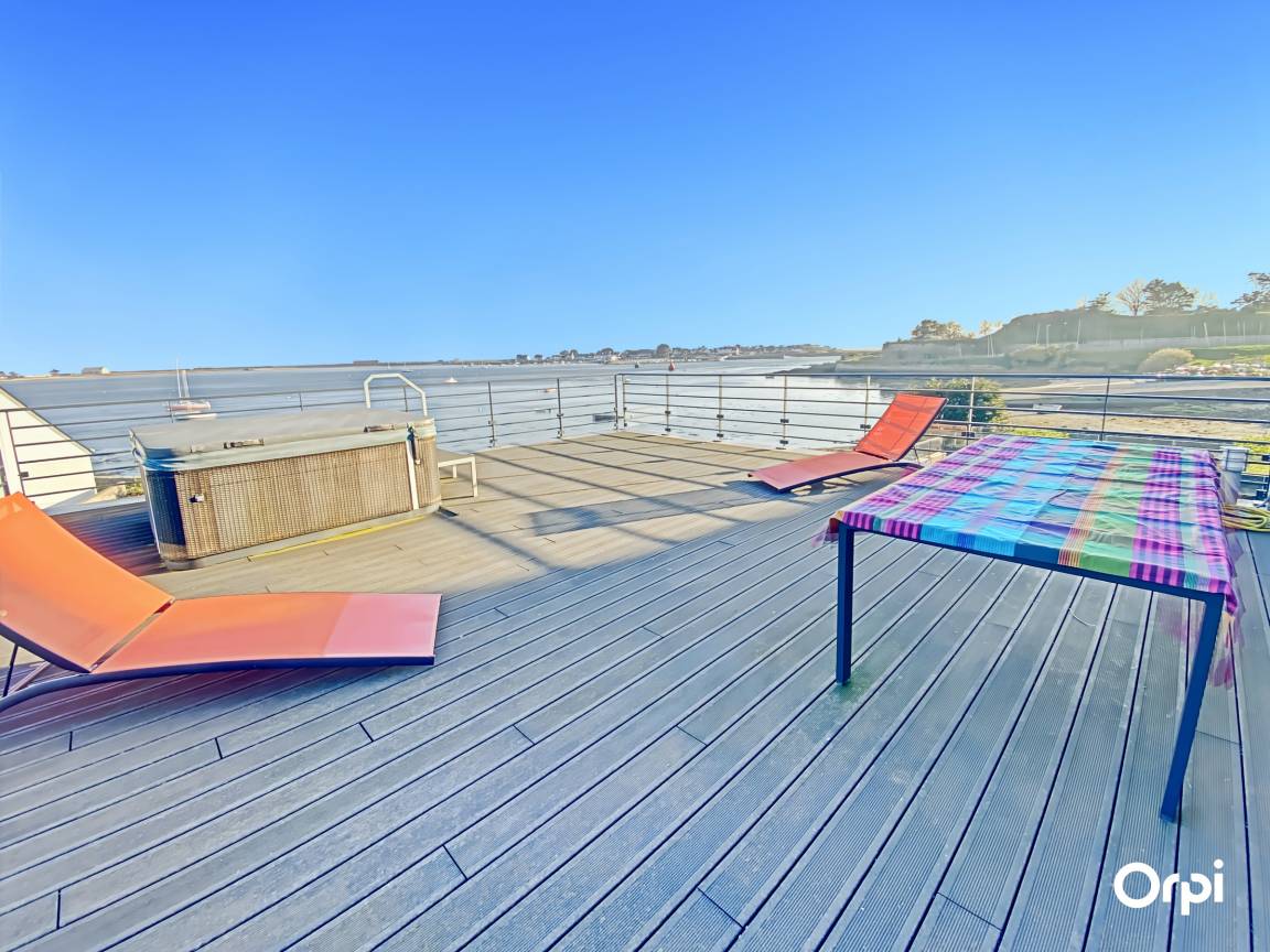 124 M² Appartement ∙ 3 Chambres ∙ 8 Personnes - Groix