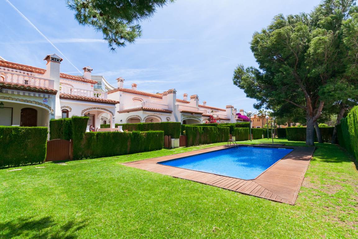 110 M² Ferienhaus ∙ 3 Schlafzimmer ∙ 7 Gäste - Miami Platja