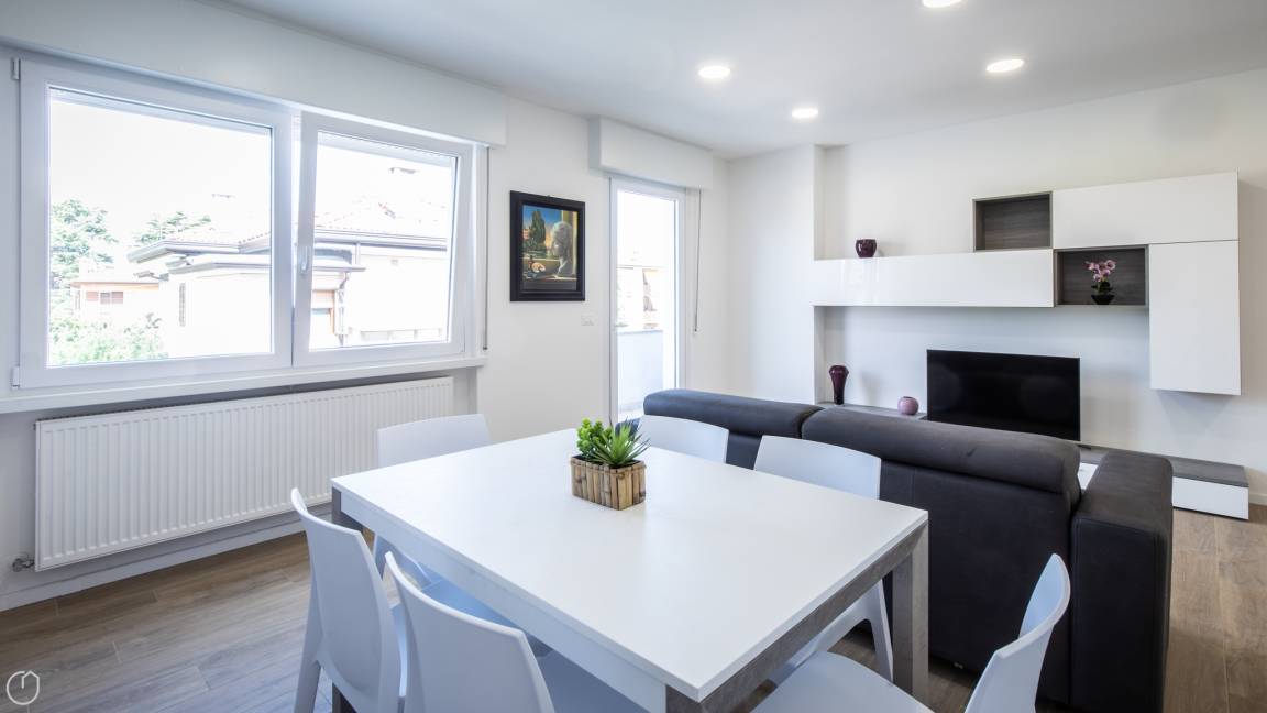 70 M² Apartment ∙ 1 Bedroom ∙ 5 Guests - Udine
