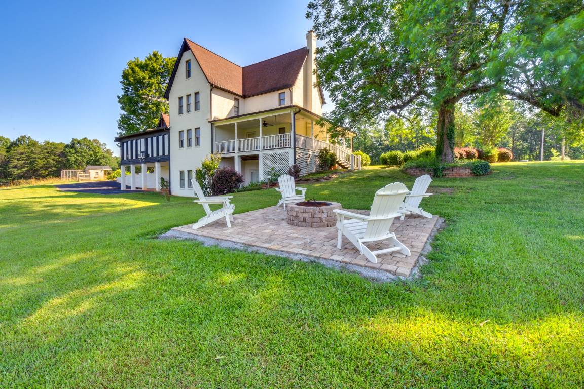 278 M² House ∙ 4 Bedrooms ∙ 11 Guests - Mountain Rest, SC