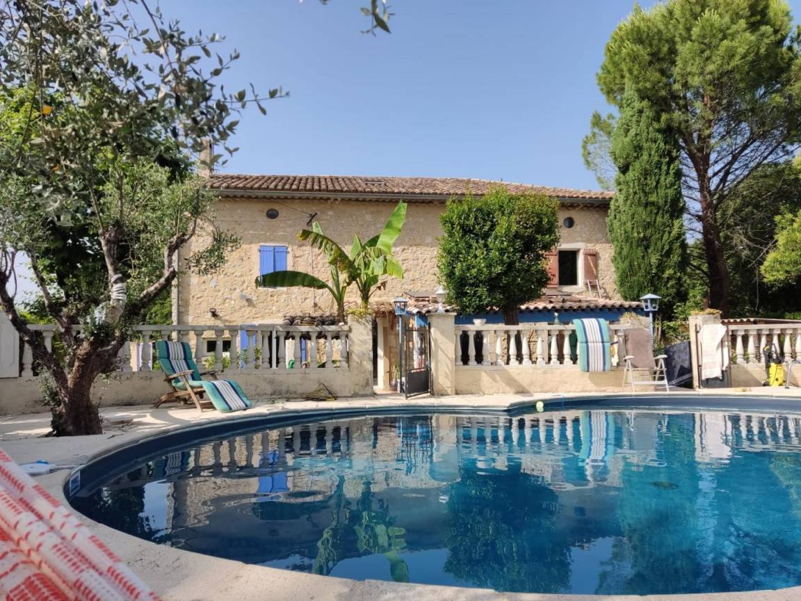 85 M² Gîte ∙ 2 Chambres ∙ 4 Personnes - Montélimar