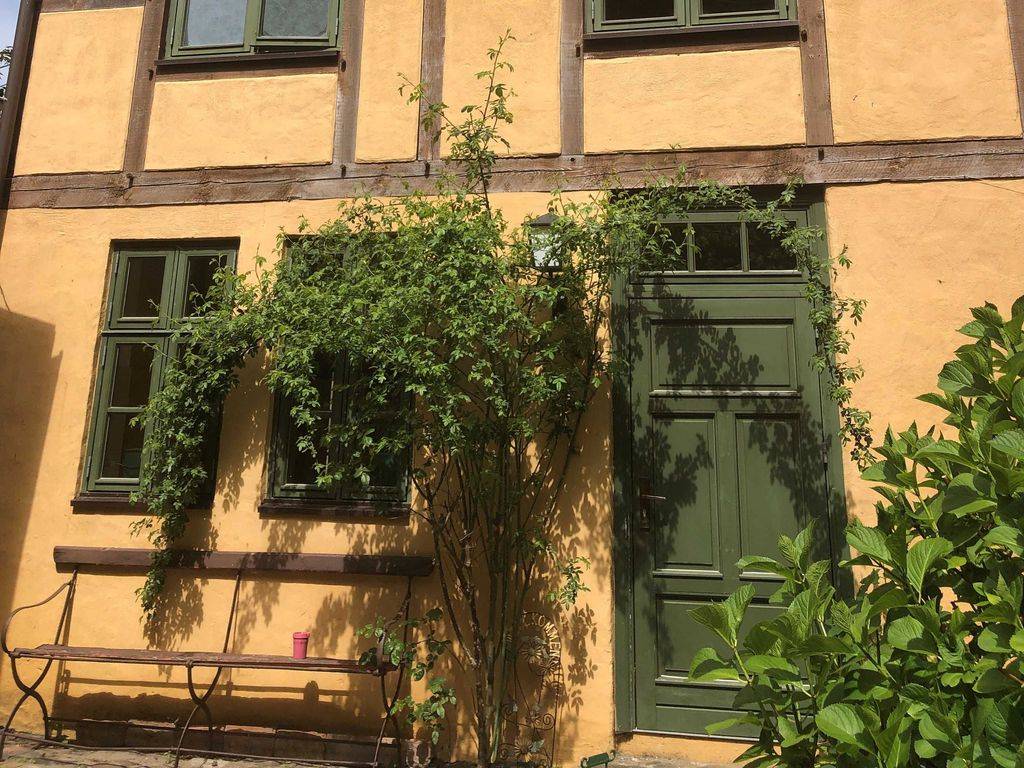 108 M² Ferienhaus ∙ 2 Schlafzimmer ∙ 6 Gäste - Stralsund