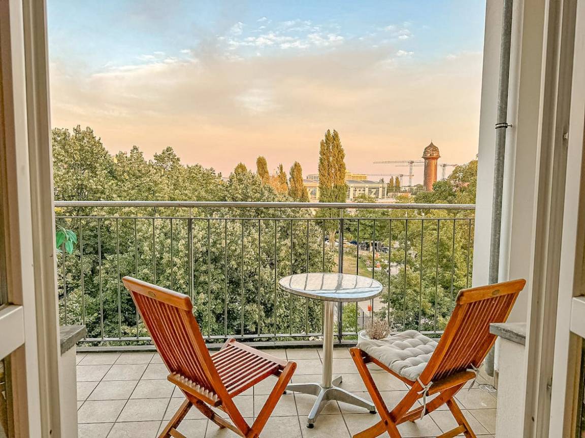 115 M² Appartement ∙ 2 Slaapkamers ∙ 4 Gasten - Berlijn