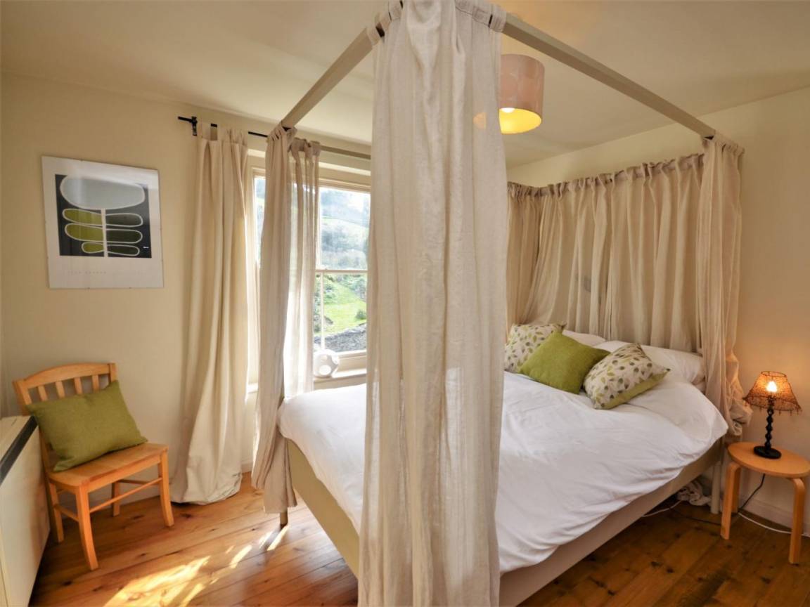 Cottage ∙ 2 Bedrooms ∙ 3 Guests - Kingsbridge