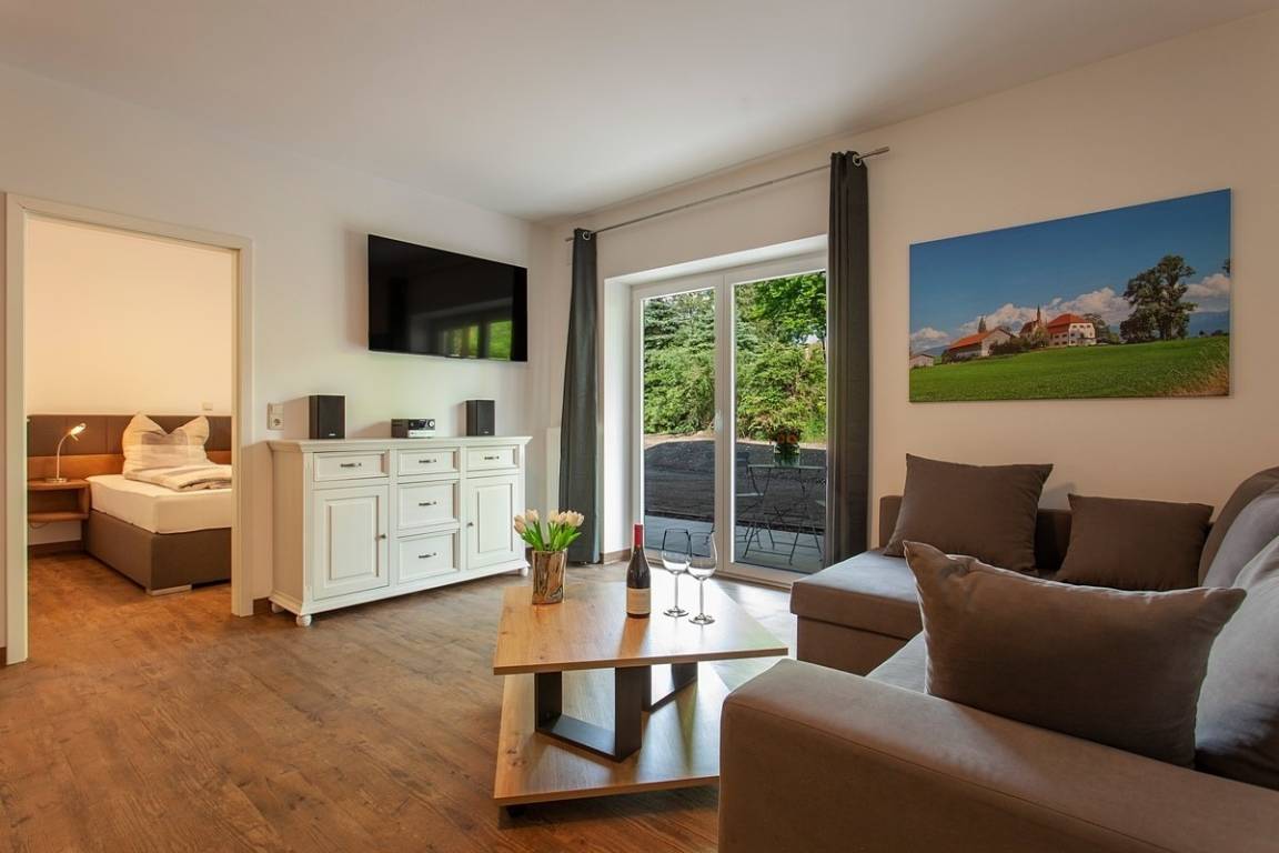 60 M² Ferienwohnung ∙ 1 Schlafzimmer ∙ 4 Gäste - Marktoberdorf