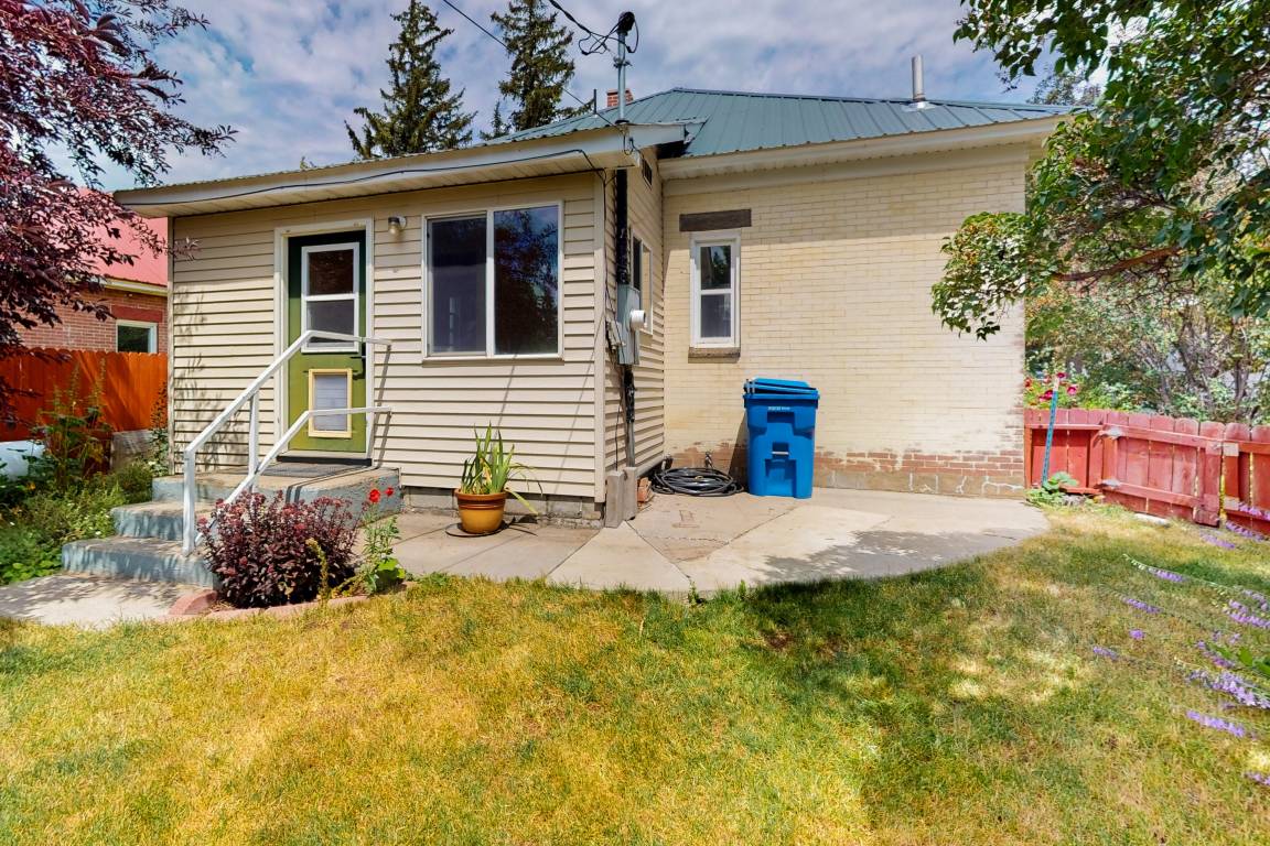 183 M² House ∙ 2 Bedrooms ∙ 6 Guests - Ashton, ID