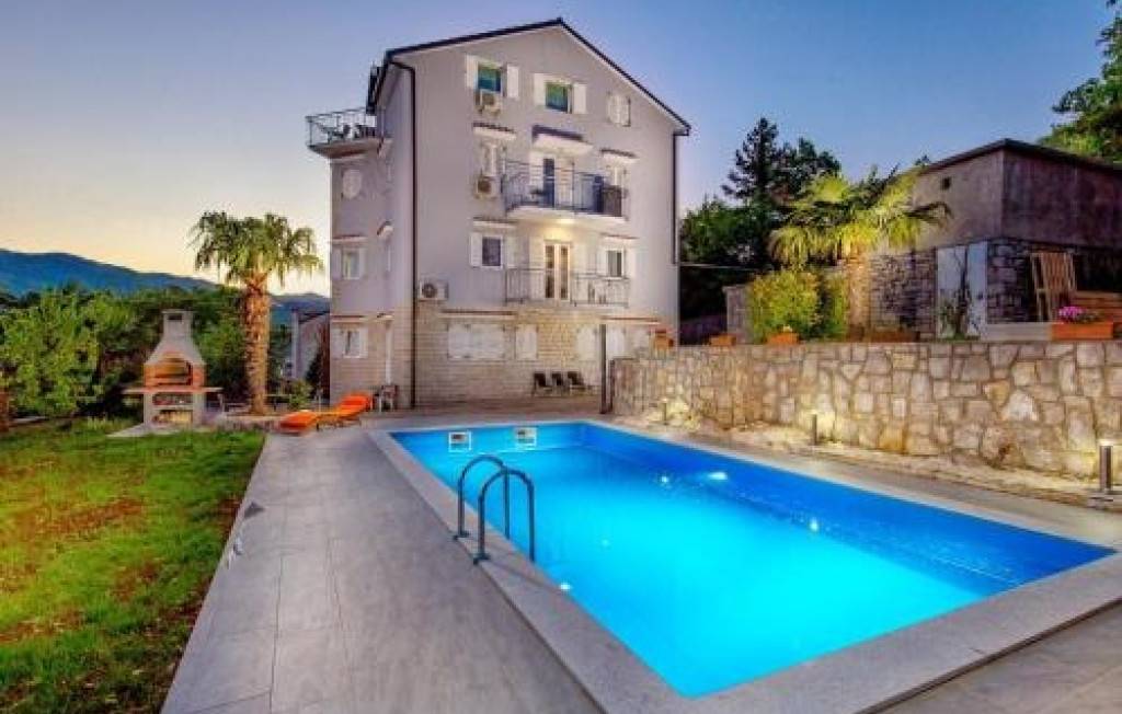 70 M² Apartamento ∙ 2 Habitaciones ∙ 4 Huéspedes - Rijeka