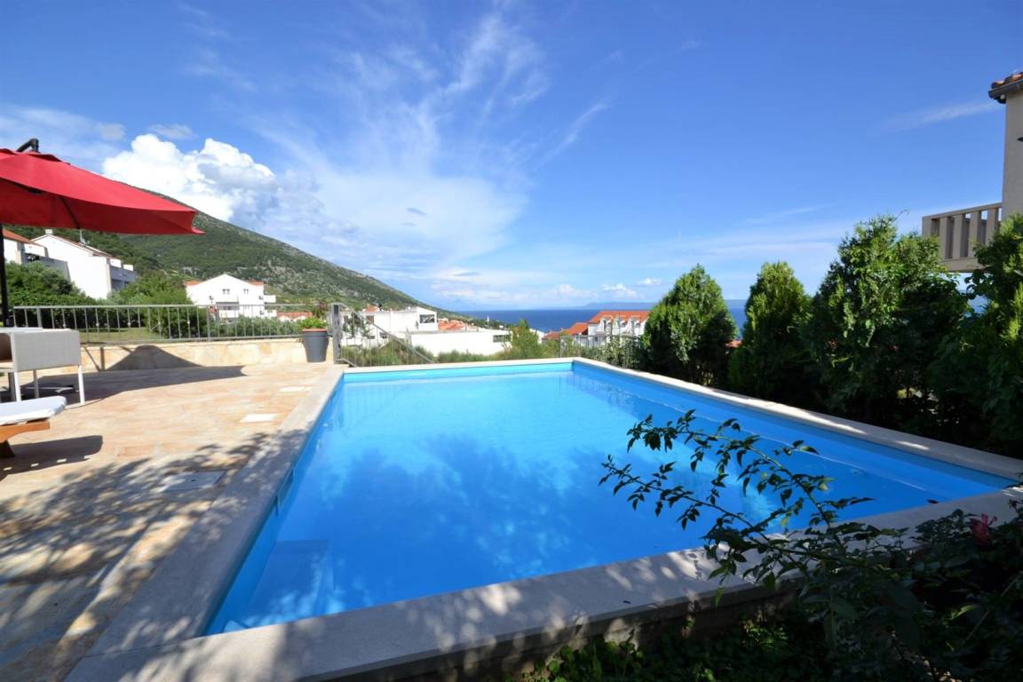 100 M² Villa ∙ 3 Schlafzimmer ∙ 4 Gäste - Bol