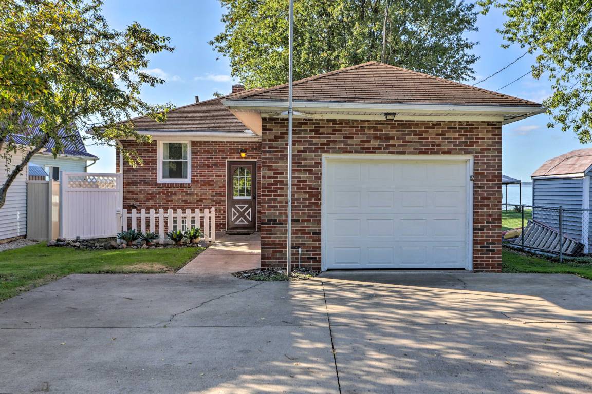 85 M² Cottage ∙ 2 Bedrooms ∙ 6 Guests - Port Clinton, OH