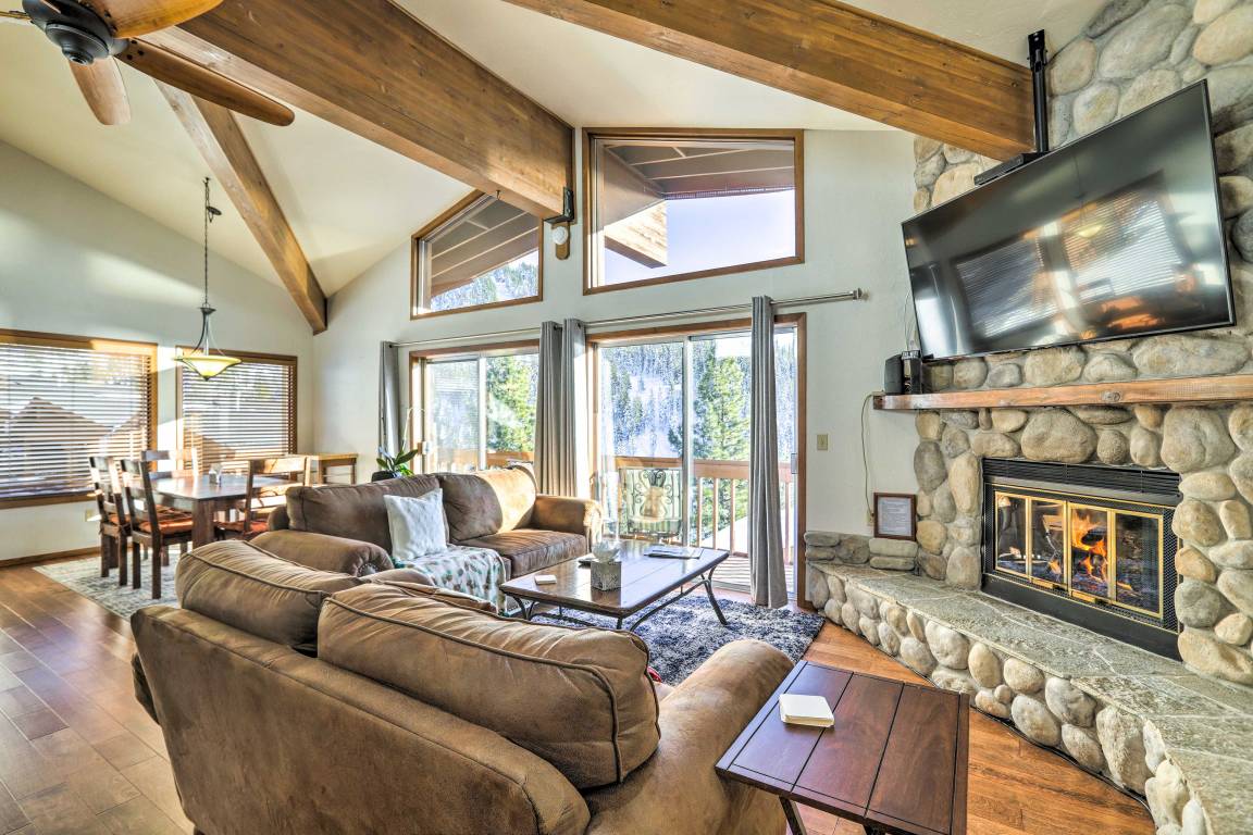 121 M² Apartment ∙ 2 Bedrooms ∙ 6 Guests - Lake Tahoe