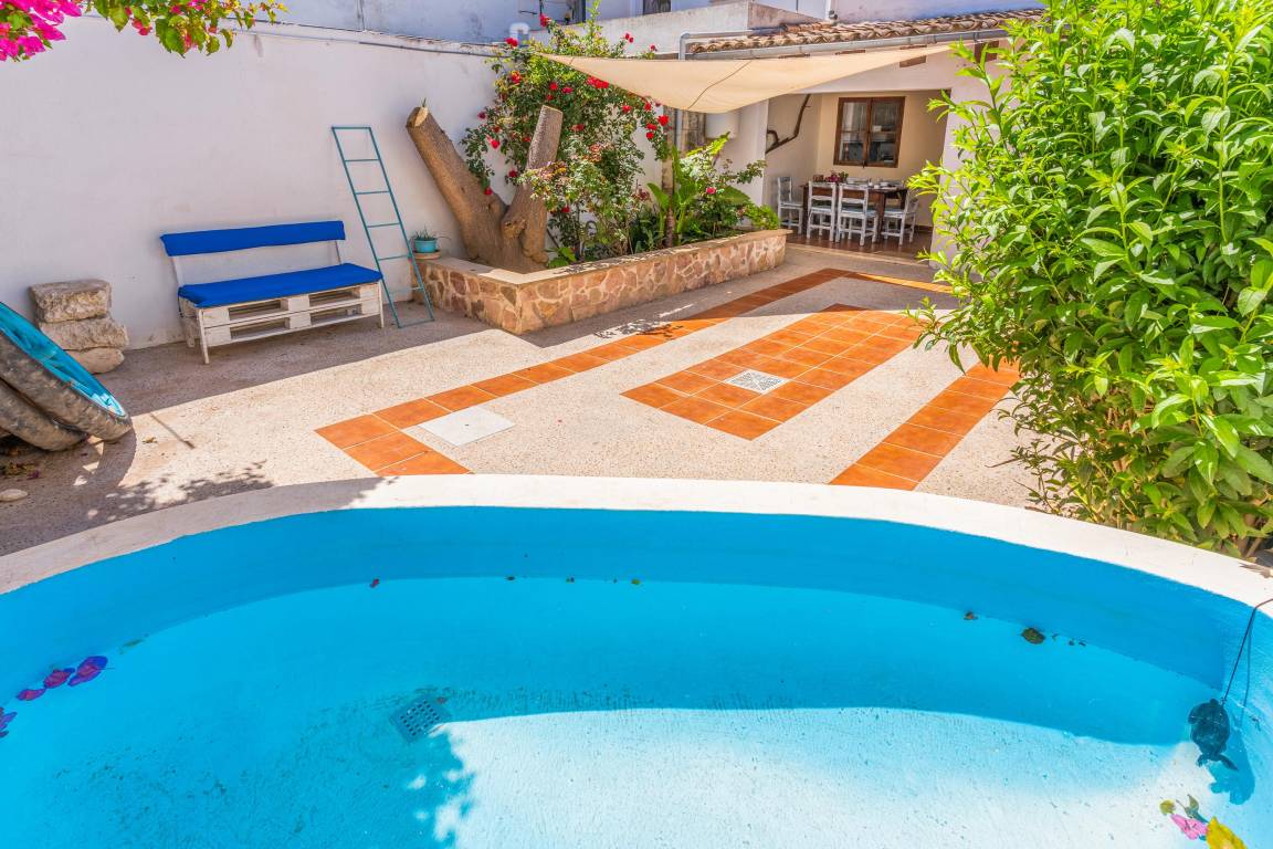 170 M² House ∙ 4 Bedrooms ∙ 8 Guests - Sa Pobla