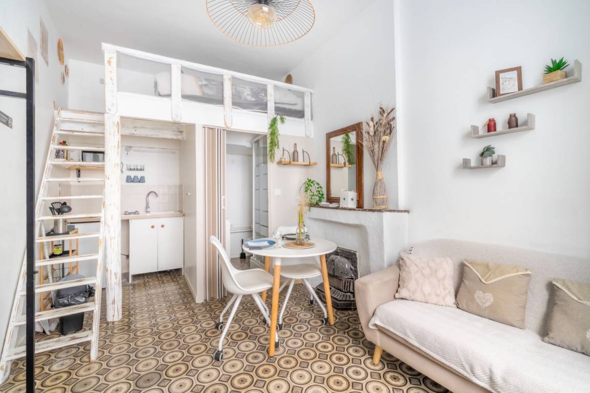 20 M² Appartement ∙ 1 Chambre ∙ 2 Personnes - Beaucaire