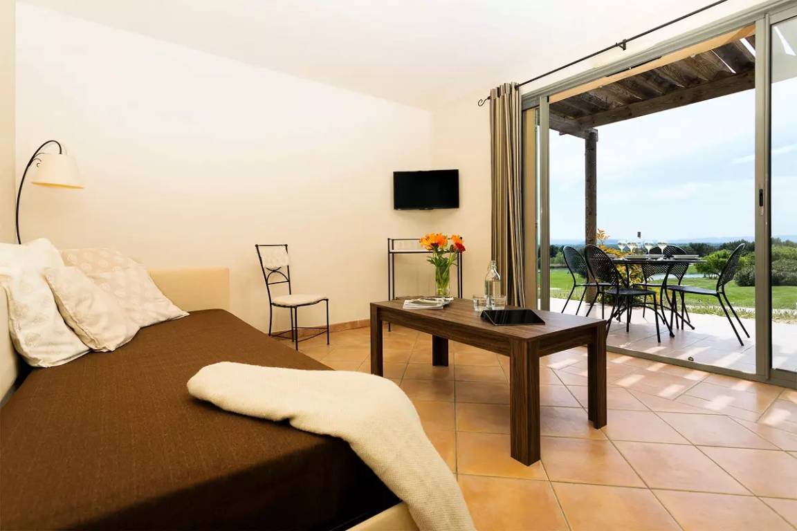 30 M² Studio Flat ∙ 1 Bedroom ∙ 2 Guests - L'Isle-sur-la-Sorgue