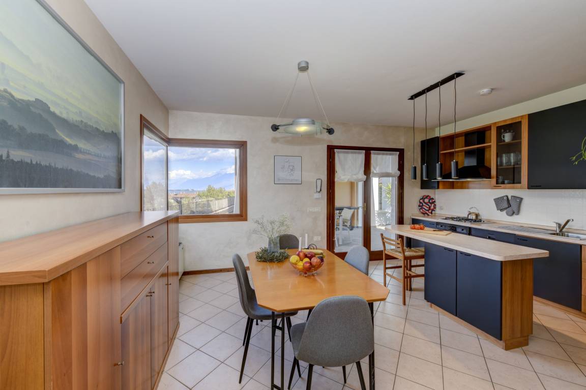 80 M² House ∙ 3 Bedrooms ∙ 6 Guests - Sirmione