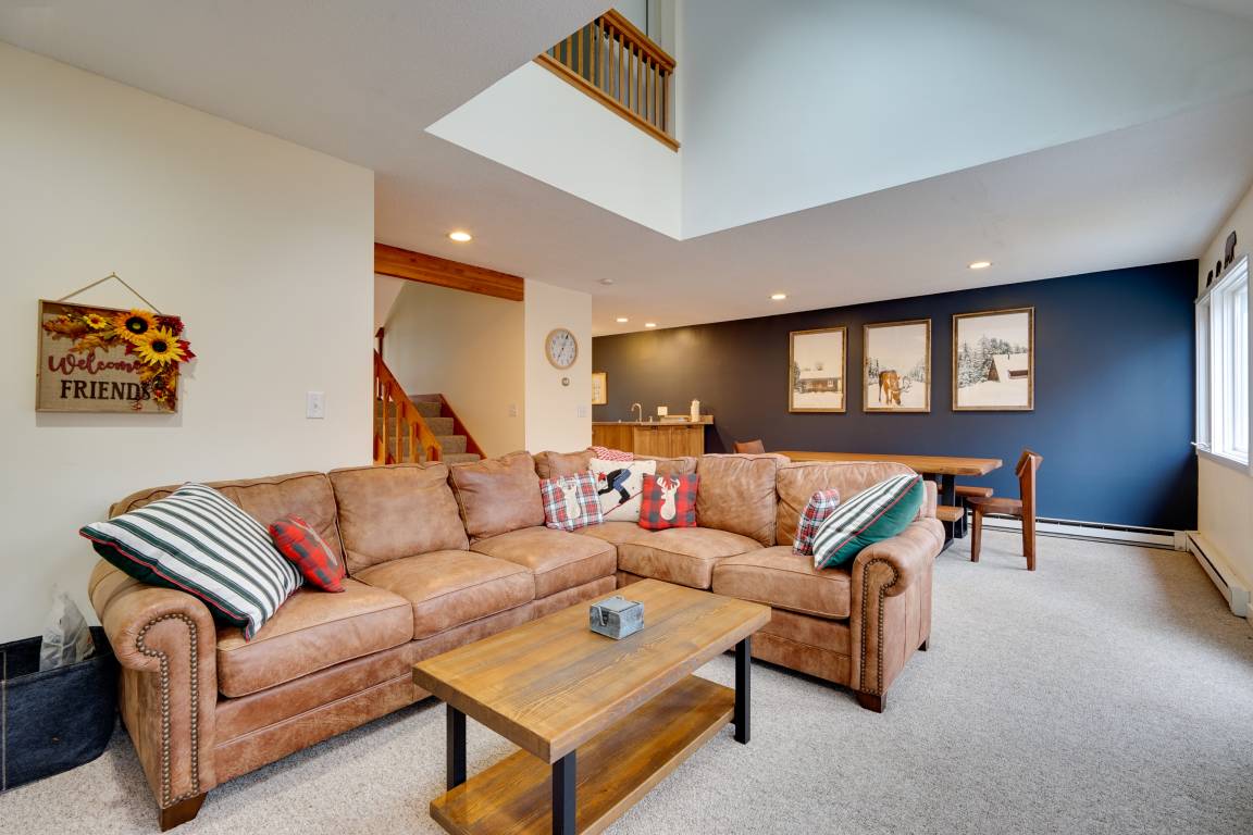 148 M² Apartment ∙ 3 Bedrooms ∙ 9 Guests - Stratton Mountain, VT