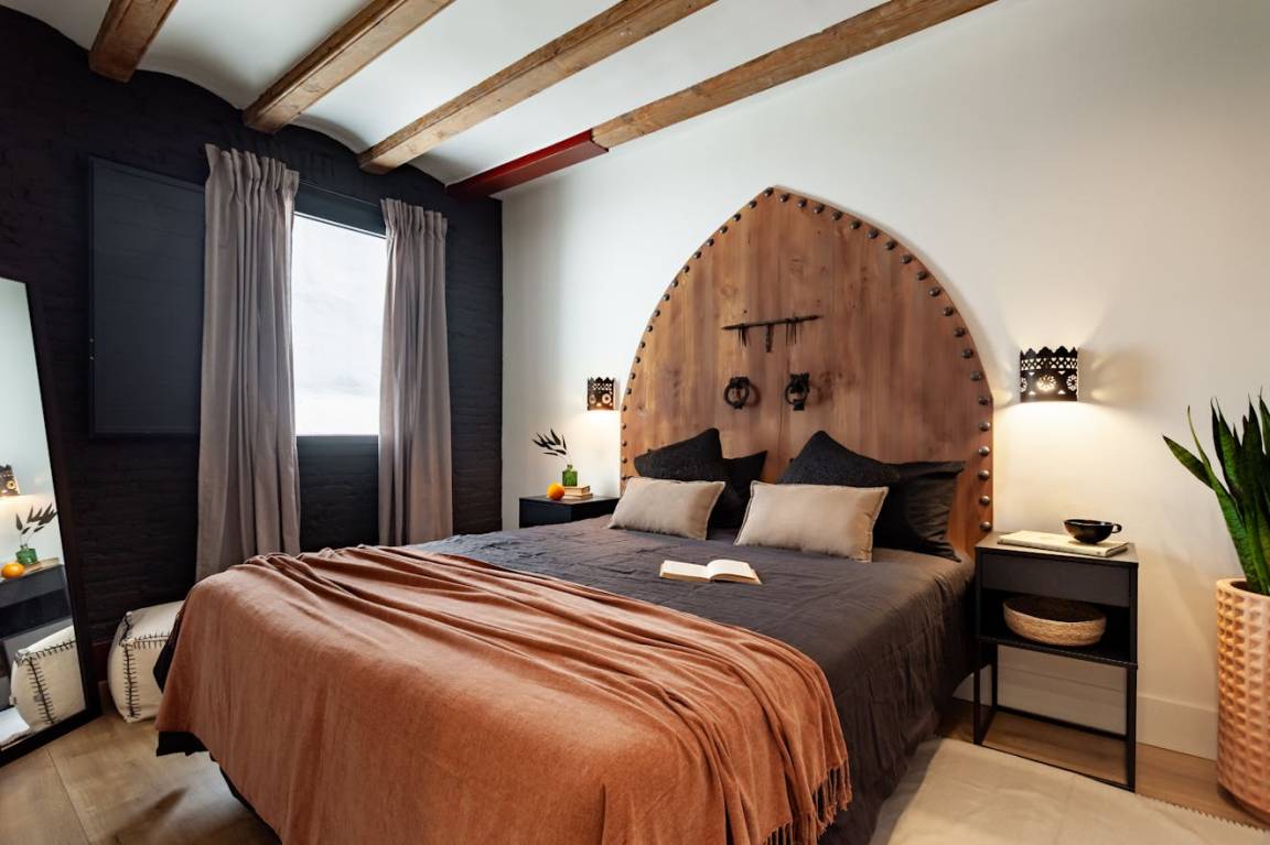 70 M² Apartment ∙ 2 Bedrooms ∙ 3 Guests - Barcelona